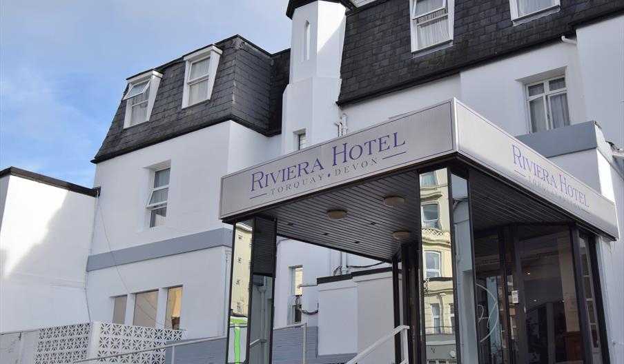 Riviera Hotel - TORQUAY - English Riviera