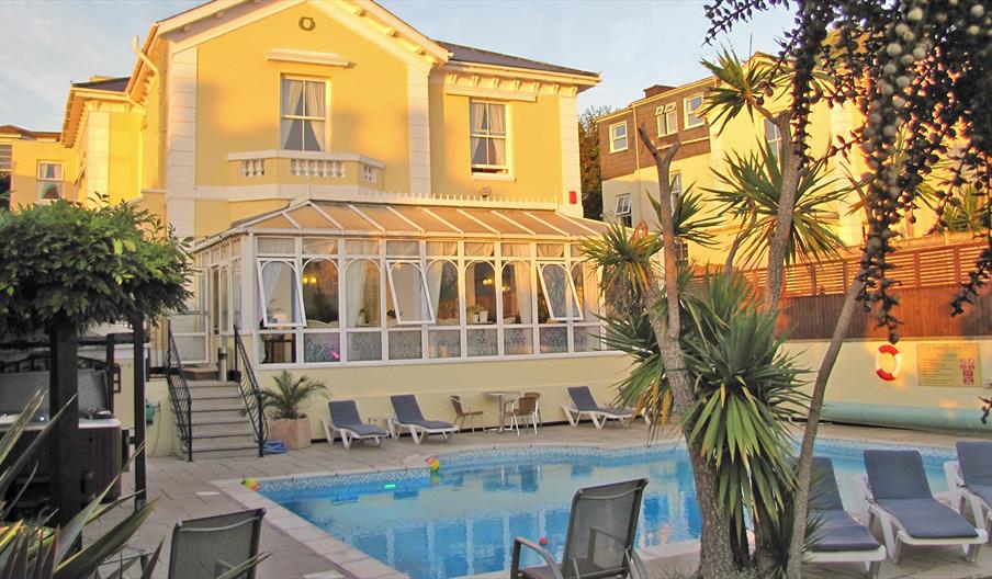Riviera Lodge Hotel Torquay - Torquay - English Riviera